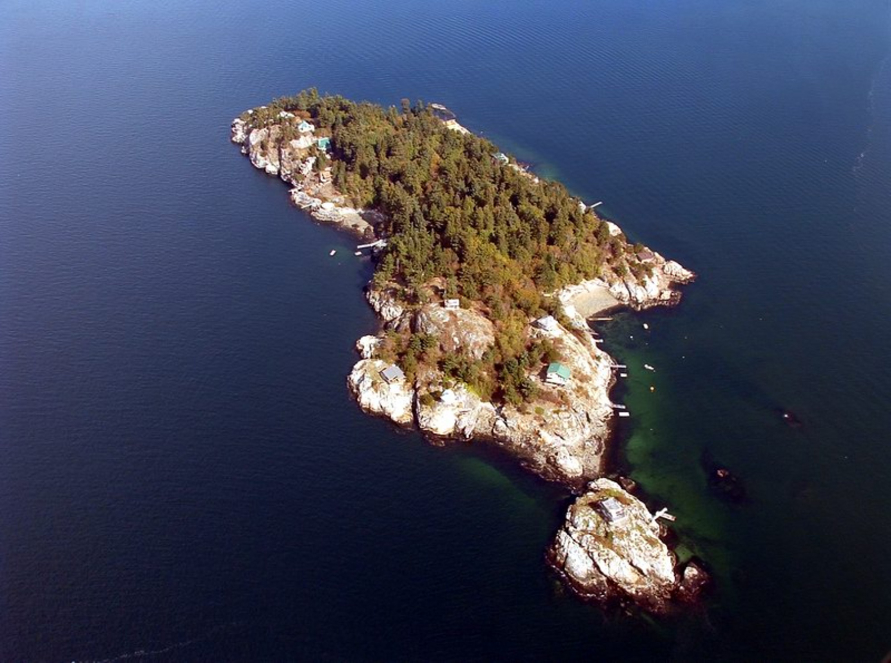 Passage Island – BC island, off the grid